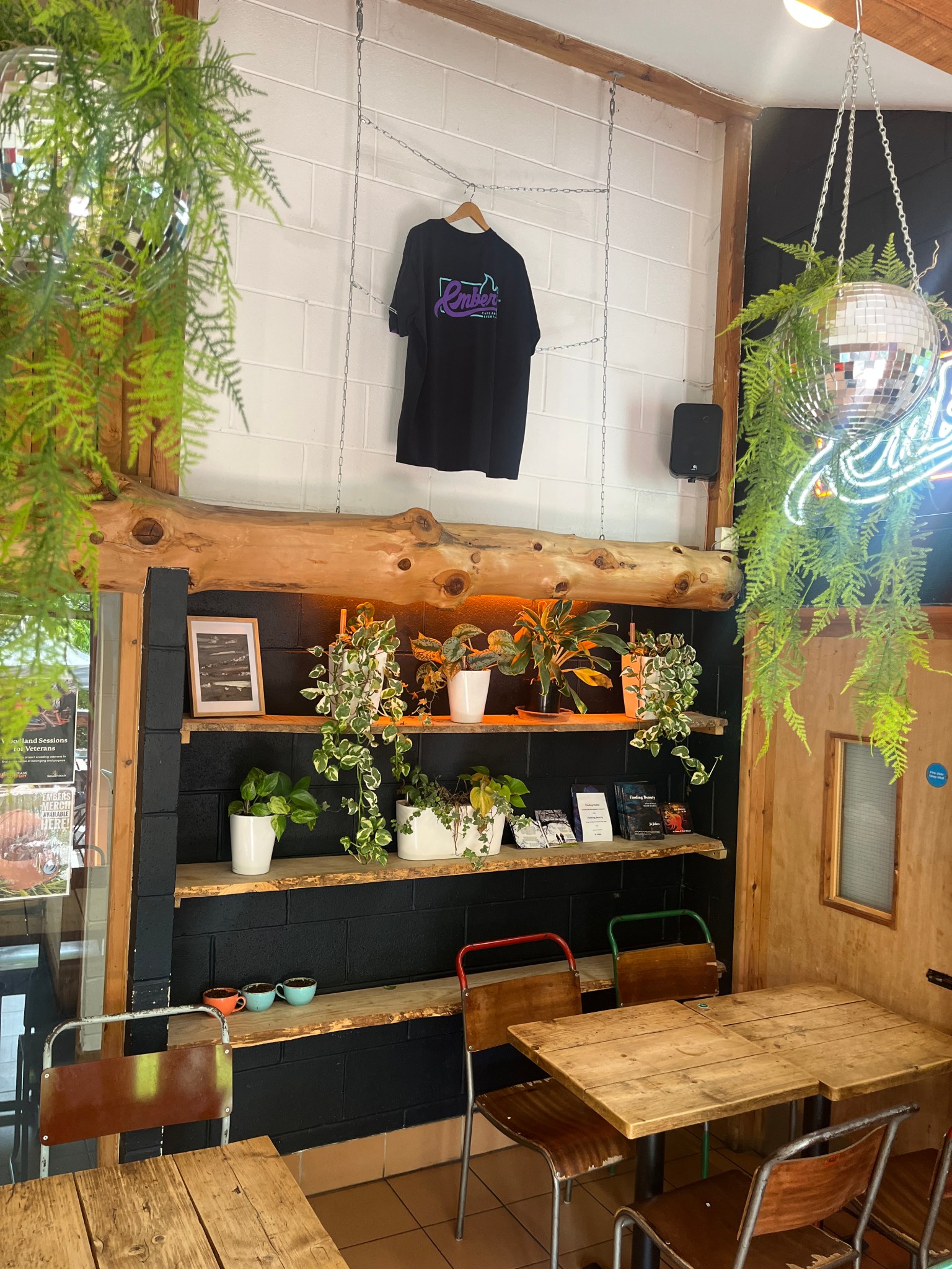 A MODELMAKER’S LIFE: LUNCH OUT AND A VISIT TO KINGKIT… – SPENCER ...